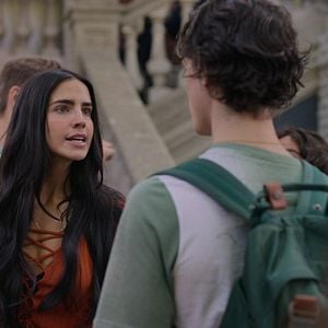 Lalola: Entre Dois Mundos 1ª temporada - AdoroCinema