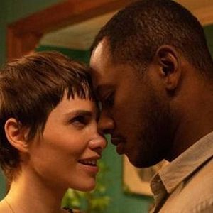 A Porta ao Lado - Filme 2021 - AdoroCinema