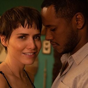 A Porta ao Lado - Filme 2021 - AdoroCinema