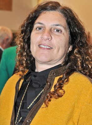 Ruth Slinger - AdoroCinema