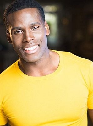 Alex Gibbs - AdoroCinema