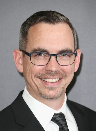 Richard Bluff - AdoroCinema