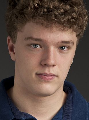 Sam Winspear-Schillings - AdoroCinema
