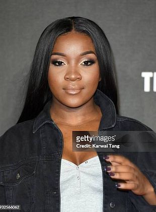 Ray BLK - AdoroCinema