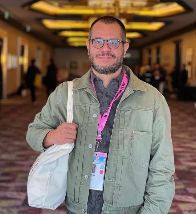 Rubens Crispim Jr. : A biografia - AdoroCinema