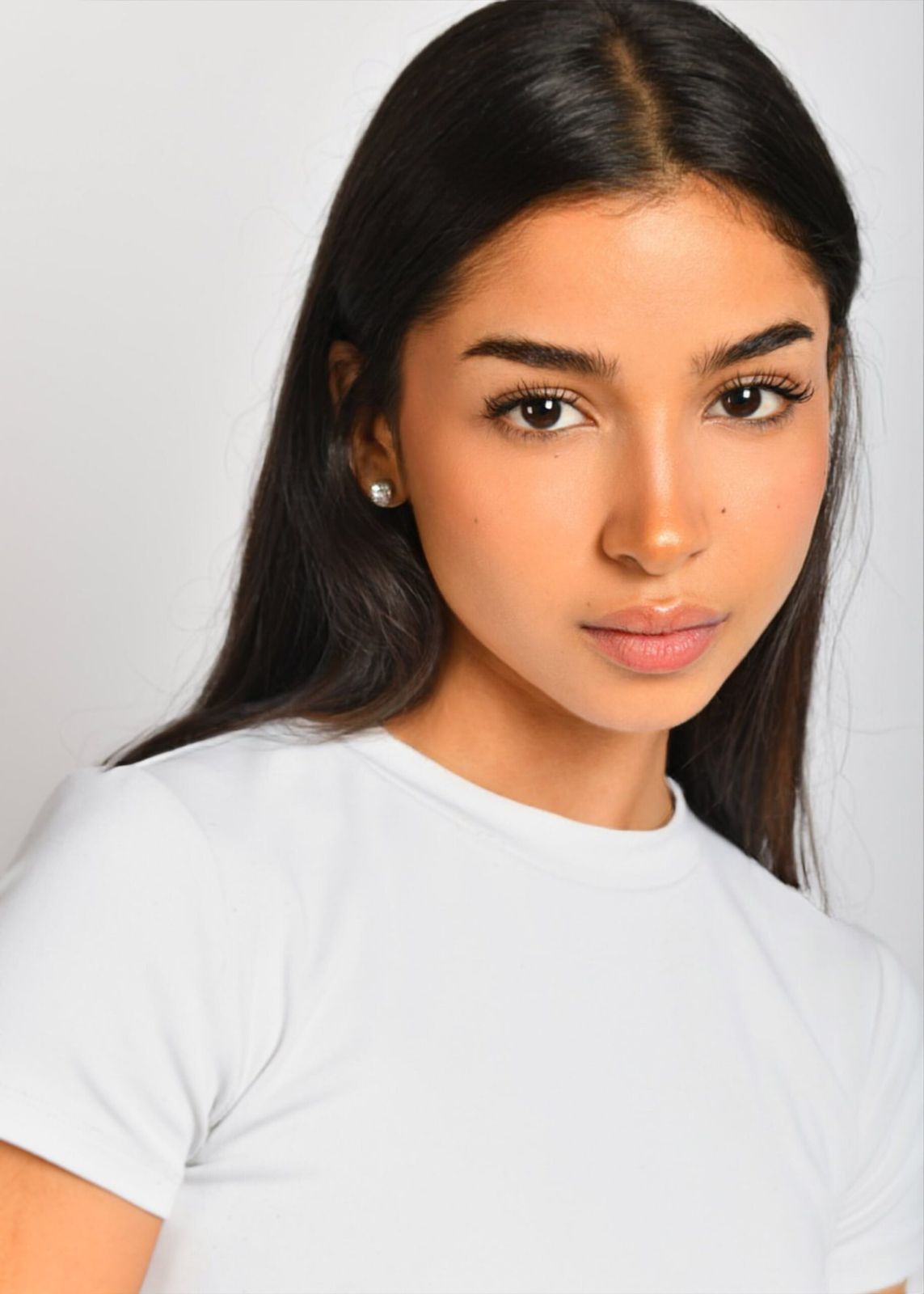 Najwa Khliwa : A biografia - AdoroCinema