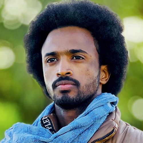 Timeea Mohamed Ahmed : A biografia - AdoroCinema