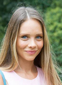 Victoria Larchenko - AdoroCinema