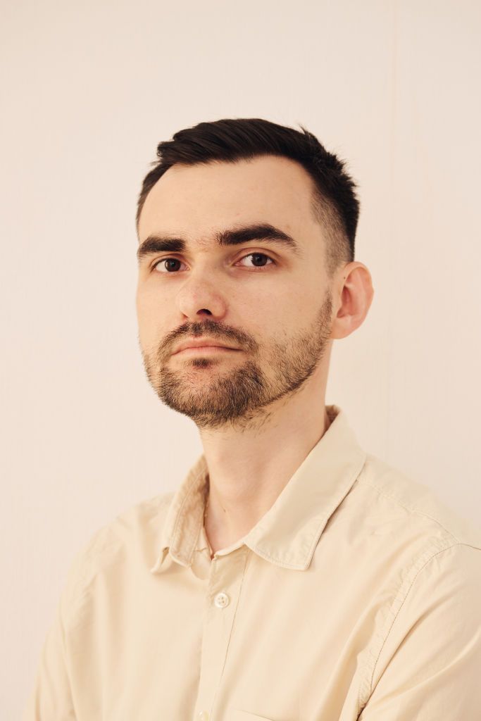 Pavlo Ostrikov : A biografia - AdoroCinema