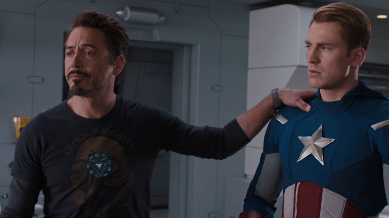 Robert Downey Jr. e Chris Evans estão retornando à Marvel como Homem de Ferro e Capitão América ...