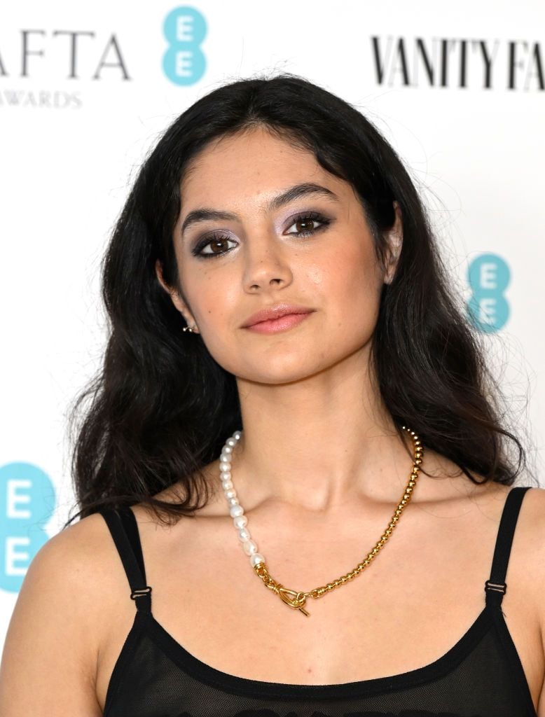 Indy Lewis - AdoroCinema