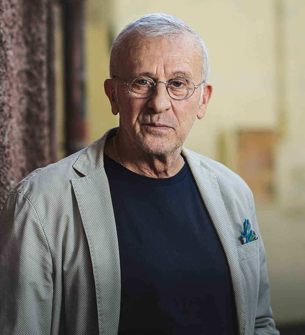 Loris Loddi : A biografia - AdoroCinema