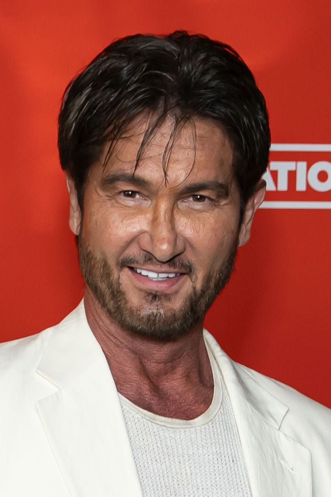 Niko Foster : A biografia - AdoroCinema