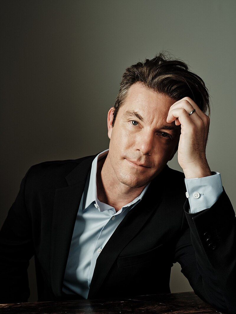 Jonathan Abrams (II) : A biografia - AdoroCinema