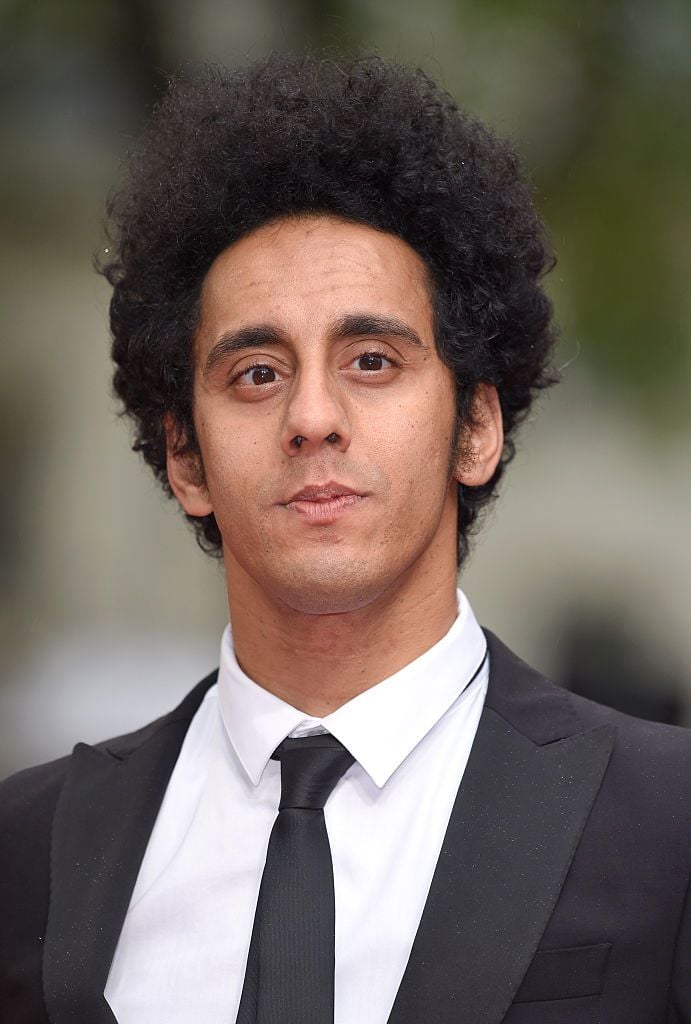 Muzz Khan : A biografia - AdoroCinema