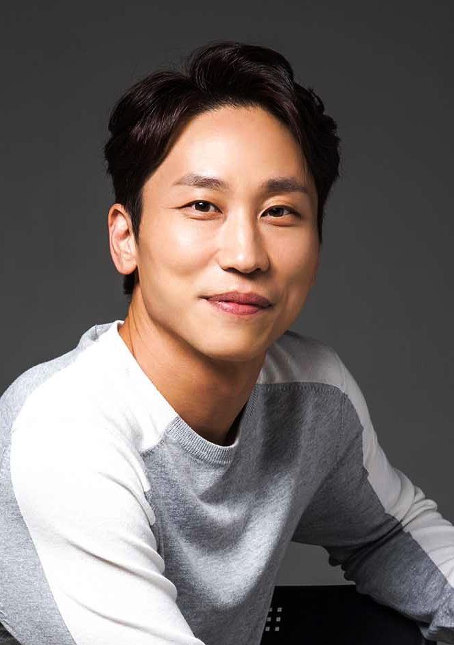 Min Sung-wuk : A biografia - AdoroCinema