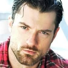 Jesse Phillips : A biografia - AdoroCinema