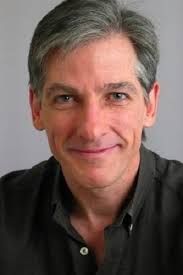 Lui Strassburger : A biografia - AdoroCinema
