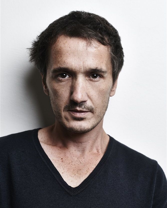 Pierre-Félix Gravière : A biografia - AdoroCinema