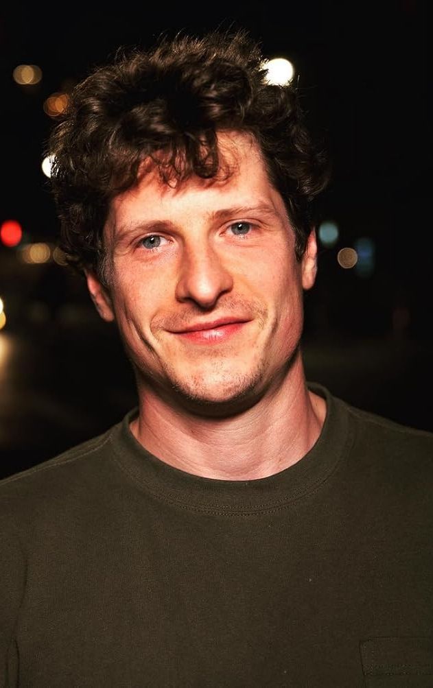 Michael Rowland : A biografia - AdoroCinema