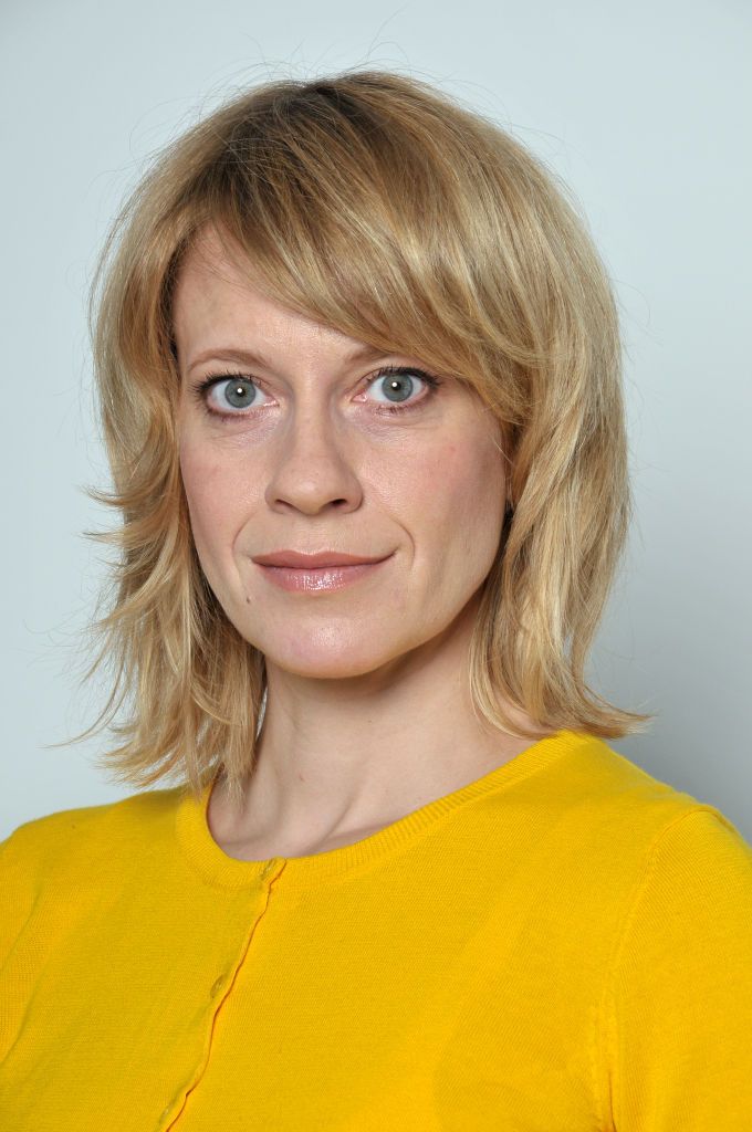 Caroline Peters : A biografia - AdoroCinema