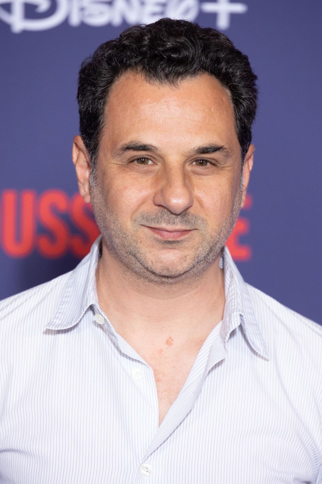 Vincent Colombe : A biografia - AdoroCinema