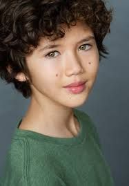 Wyatt Lindner : A biografia - AdoroCinema