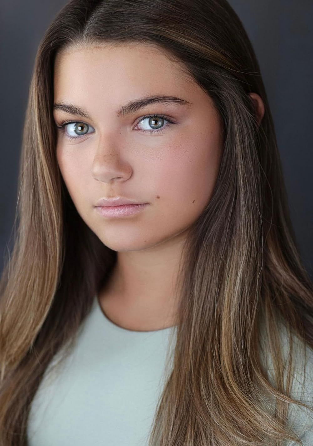Mila Harris : A biografia - AdoroCinema