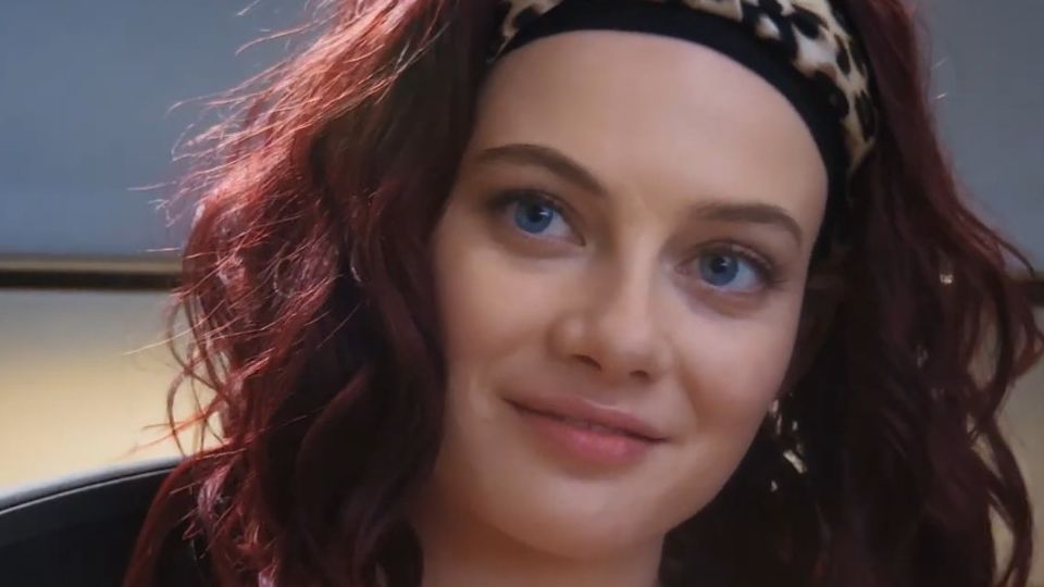 Trailer do filme June e John - June e John Trailer Legendado - AdoroCinema
