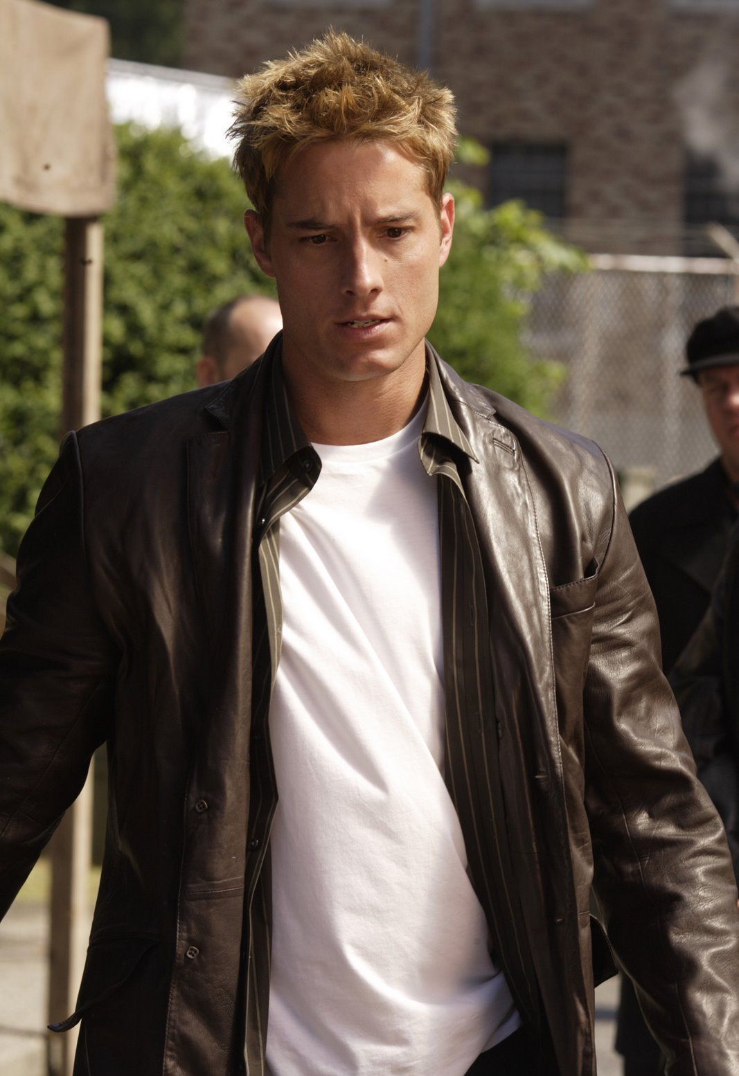 Smallville : Fotos Justin Hartley - 187 no 688 - AdoroCinema