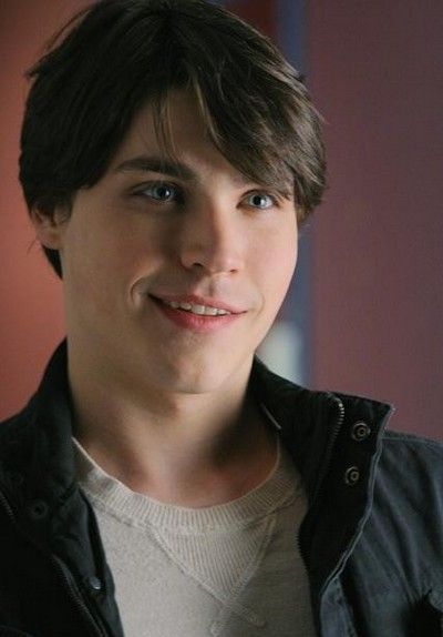 V (2009) : Fotos Logan Huffman - 24 no 135 - AdoroCinema