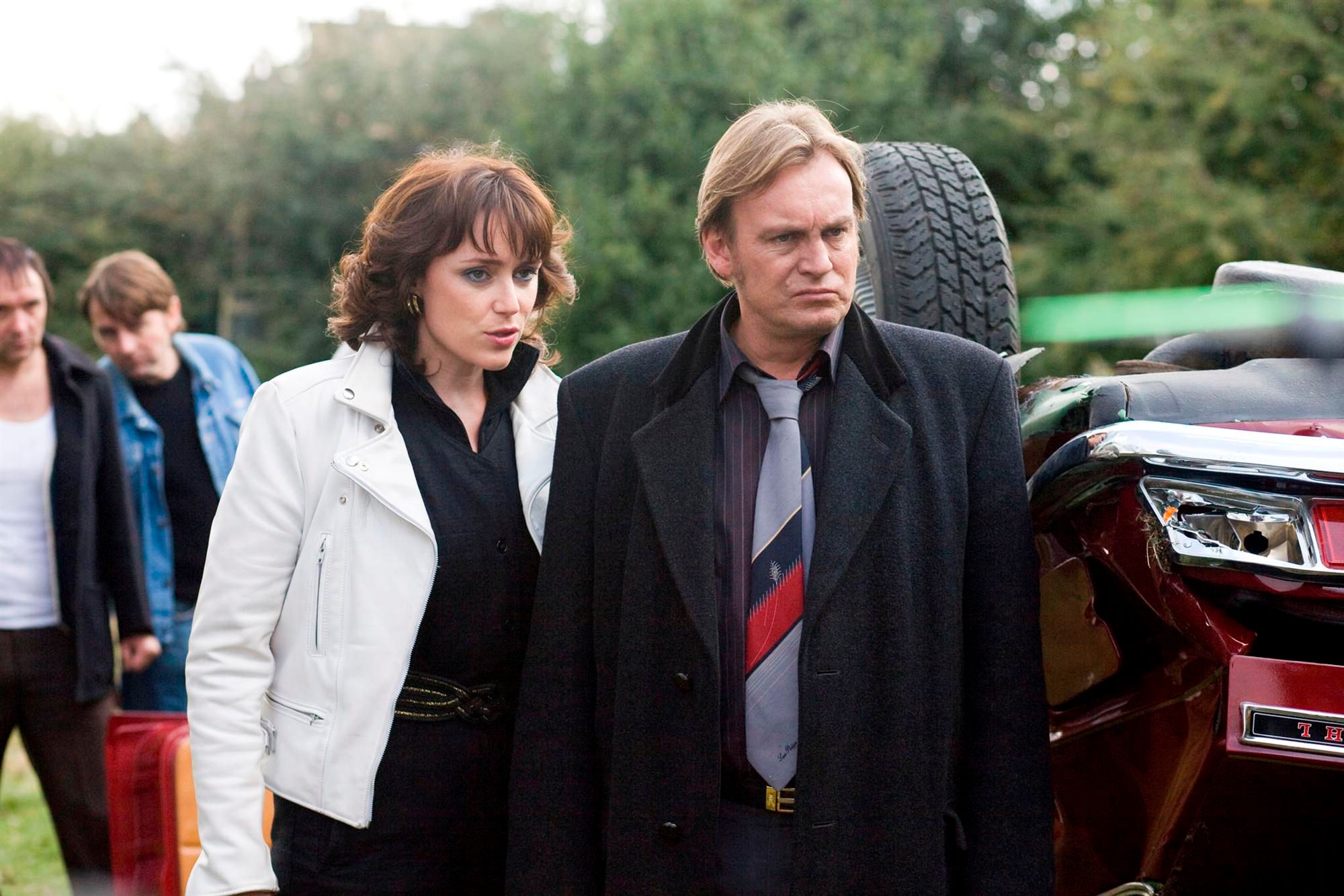 Ashes to Ashes : Fotos Keeley Hawes, Philip Glenister - 18 no 32 ...