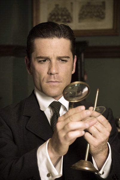 Murdoch Mysteries : Fotos Yannick Bisson - 39 no 88 - AdoroCinema