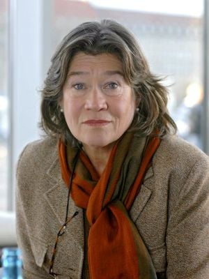 Tina Engel - AdoroCinema