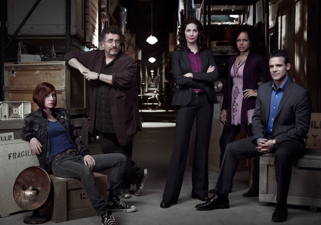 Warehouse 13 : Fotos Genelle Williams, Eddie McClintock, Joanne Kelly ...