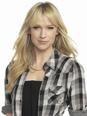Beth Riesgraf - AdoroCinema