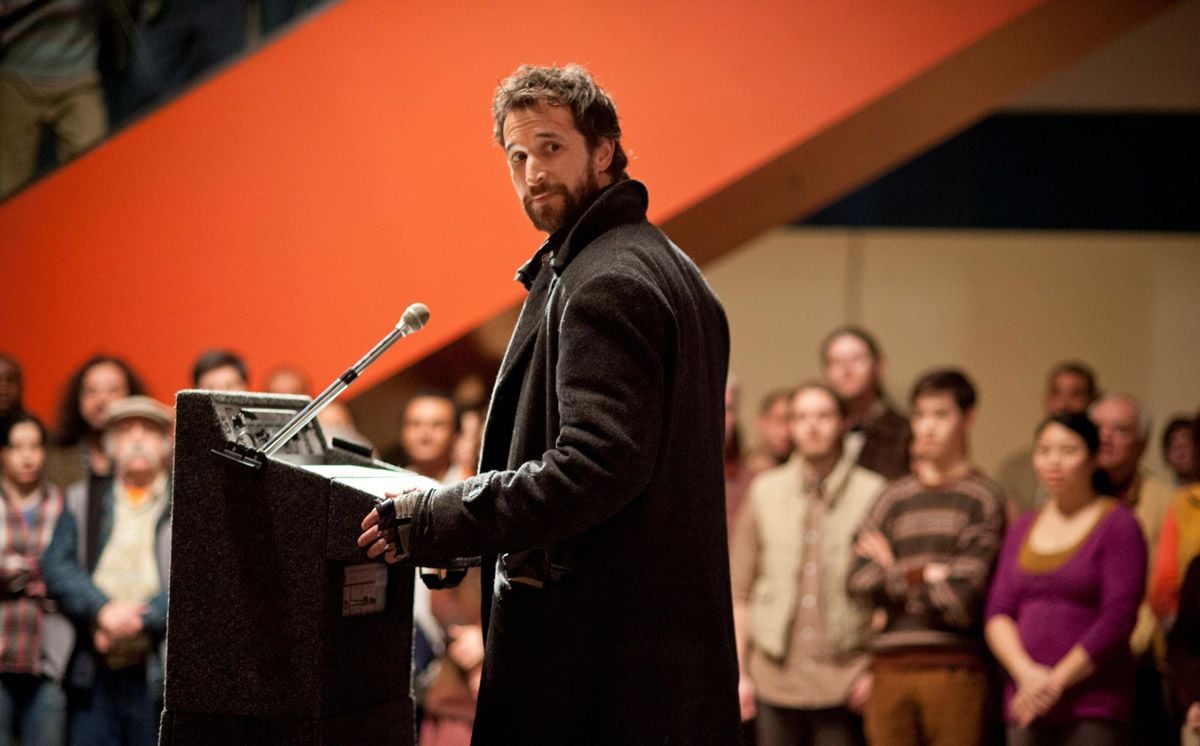 Falling Skies : Falling Skies : Fotos Noah Wyle - 144 no 202 - AdoroCinema
