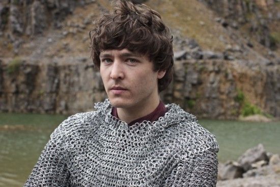 Merlin : Merlin : Fotos Alexander Vlahos - 202 no 267 - AdoroCinema
