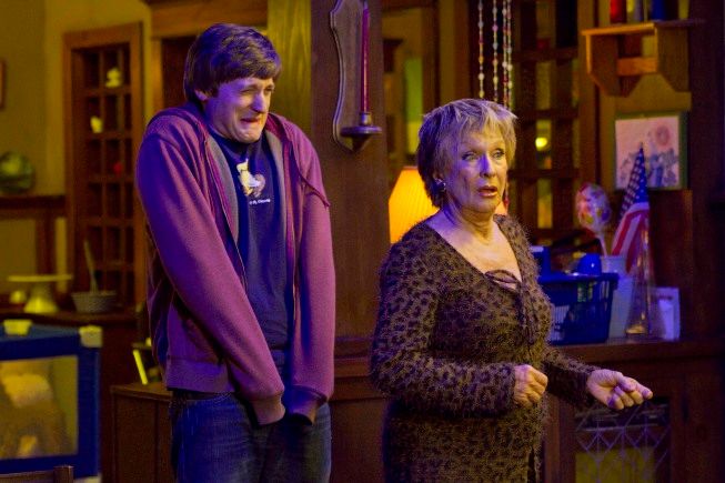 Raising Hope : Fotos Cloris Leachman, Lucas Neff - 20 no 197 - AdoroCinema