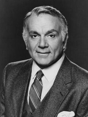 Robert Mandan - AdoroCinema