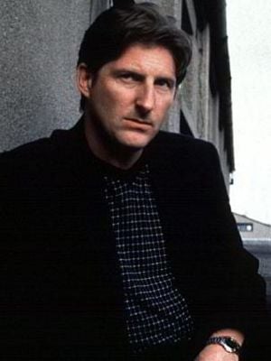 Adrian Dunbar - AdoroCinema