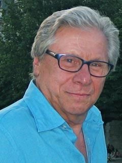 Robert Walden - AdoroCinema