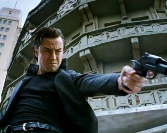Trailer do filme Looper - Assassinos do Futuro - Looper - Assassinos do ...