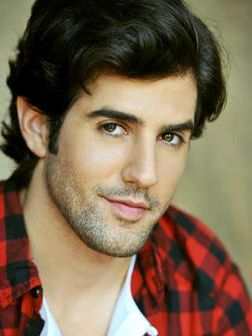 Adrian Gonzalez - AdoroCinema