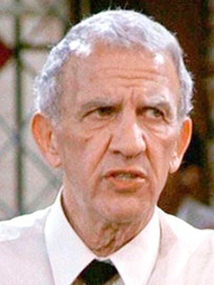 Nicholas Colasanto - AdoroCinema