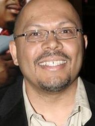 Robert Adetuyi - AdoroCinema