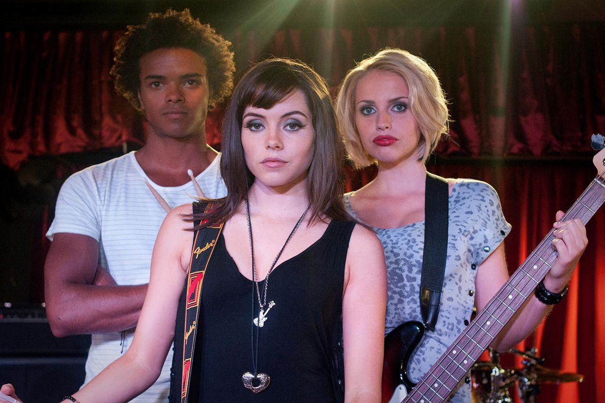 Foto de Eka Darville - Fotos Maddy Tyers, Emily Robins, Eka Darville ...