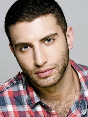 Max Rhyser - AdoroCinema