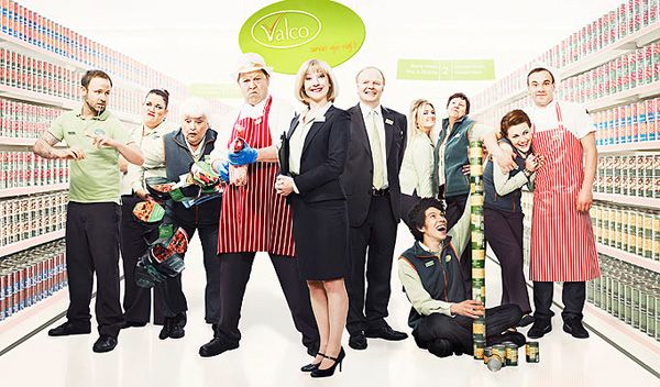 Trollied : Trollied : Fotos - 3 no 3 - AdoroCinema