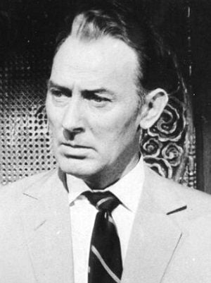 Michael Wilding - AdoroCinema